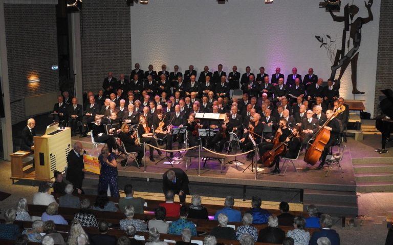 Het koor – Chr. Mannenkoor Westerlauwers